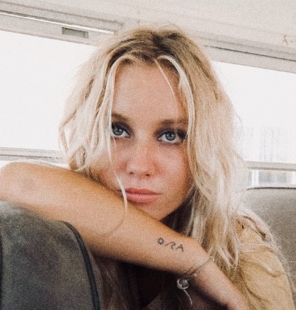 Hope Waidley Premieres "Dreamy" Video For "Closure" on Flood Magazine ...